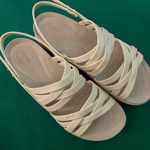 CROCS | Shoes | Crocs Platform Sandals For Women | Poshmark